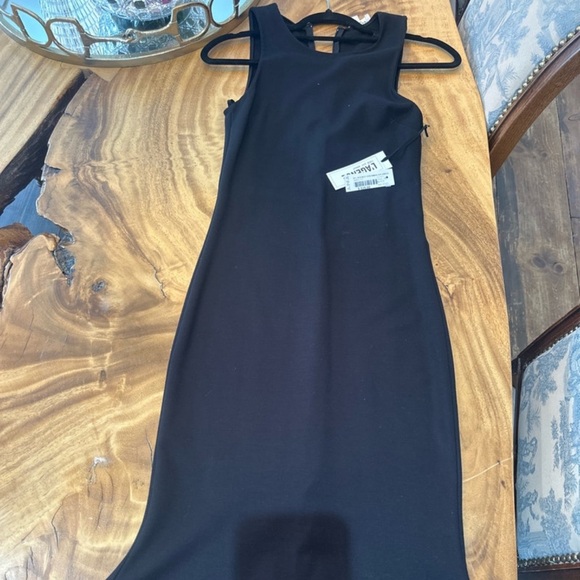 L'AGENCE | Dresses | Lagence Pure Black Dress | Poshmark